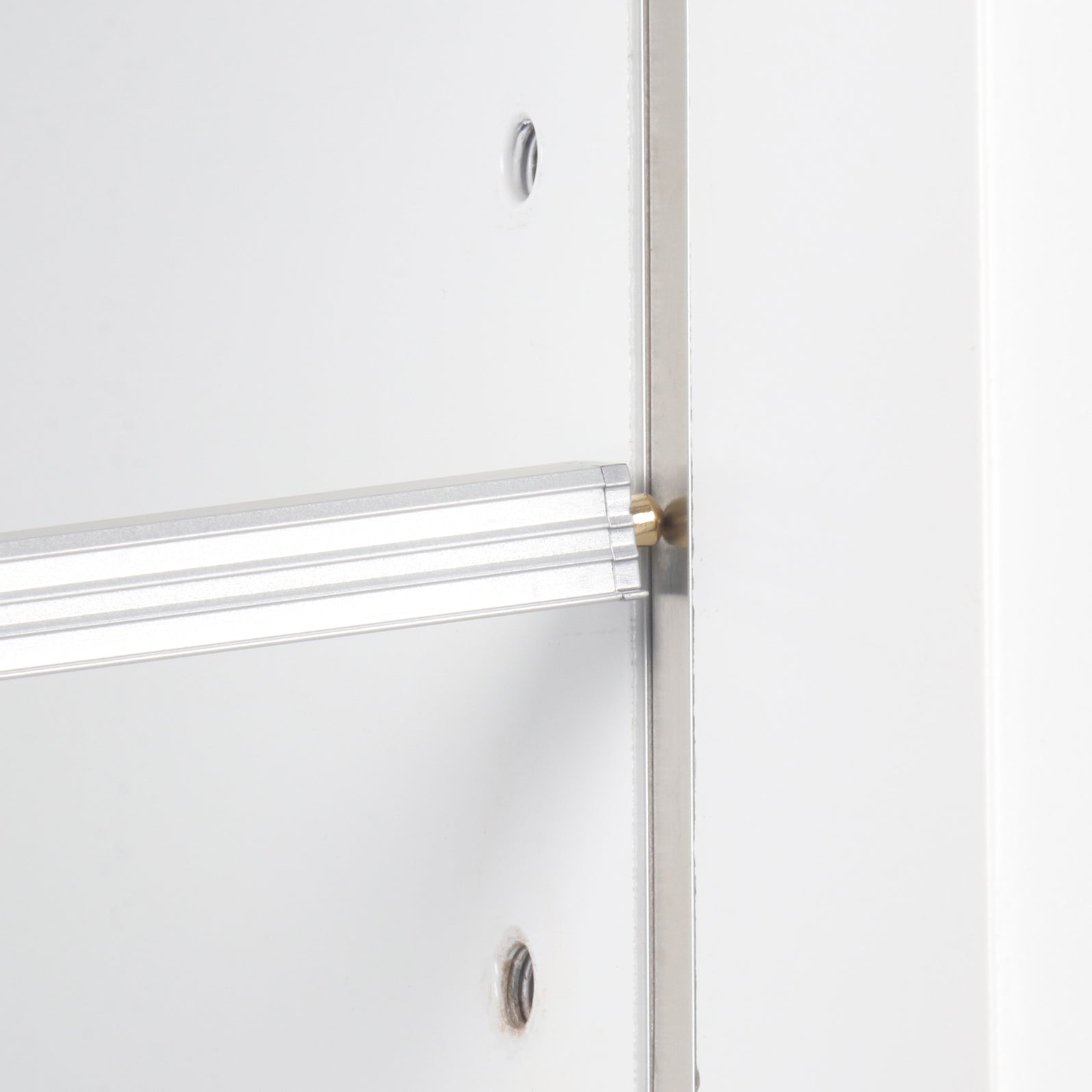 LED Wireless Adjustable Shelf Lighting System - Elumalight